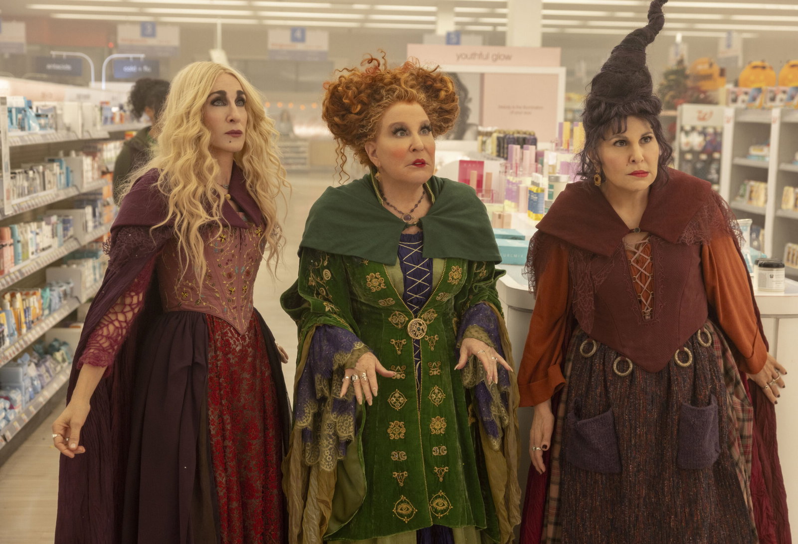 Movies Like ‘Hocus Pocus’ You Can Watch on Netflix While You Await Part ...